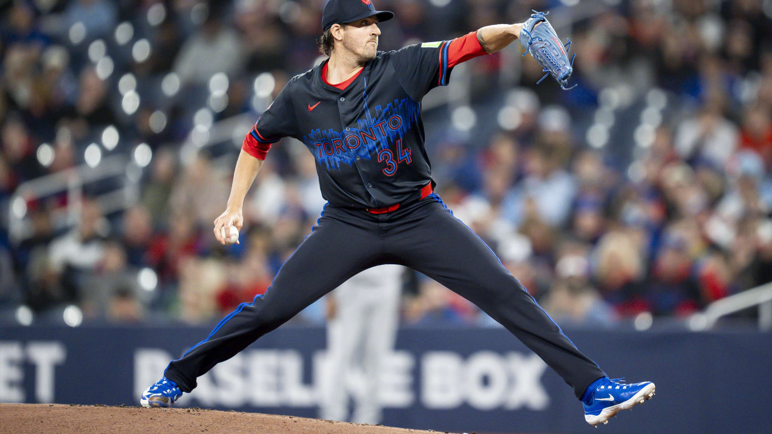 Kevin Gausman strikes out four against the Orioles | 03/28/2025 ...