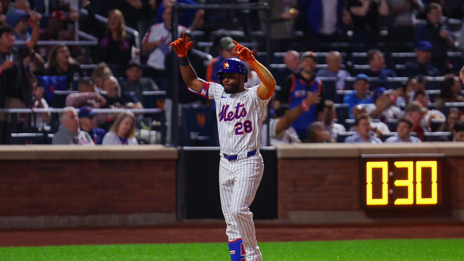 Cedric Mullins' solo home run (17) | 09/16/2025 | MLB.com