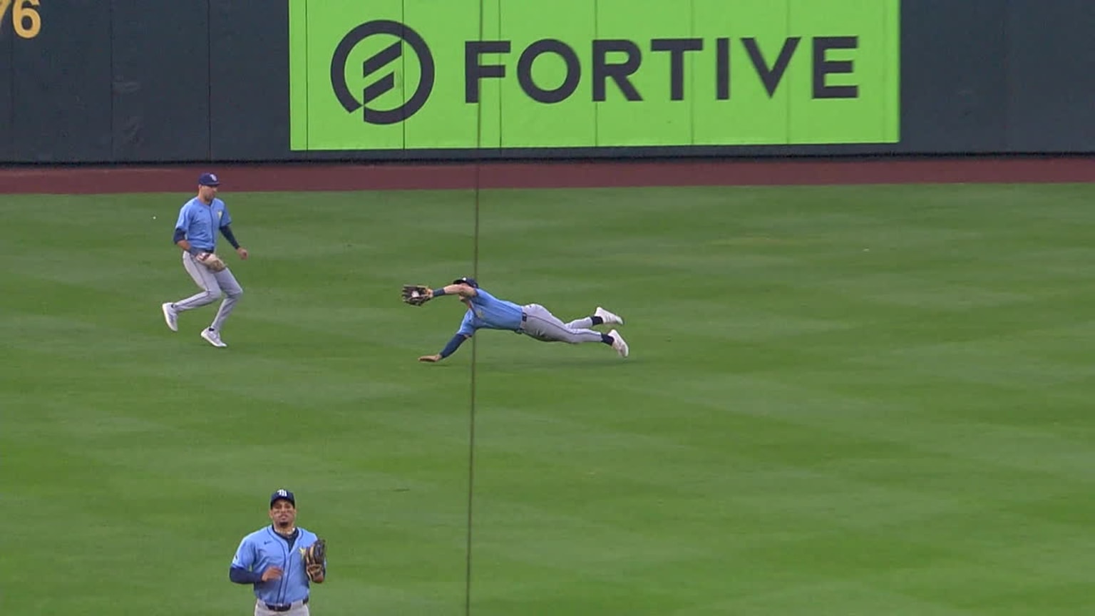 Jonny DeLuca's great diving catch | 08/26/2024 | Tampa Bay Rays