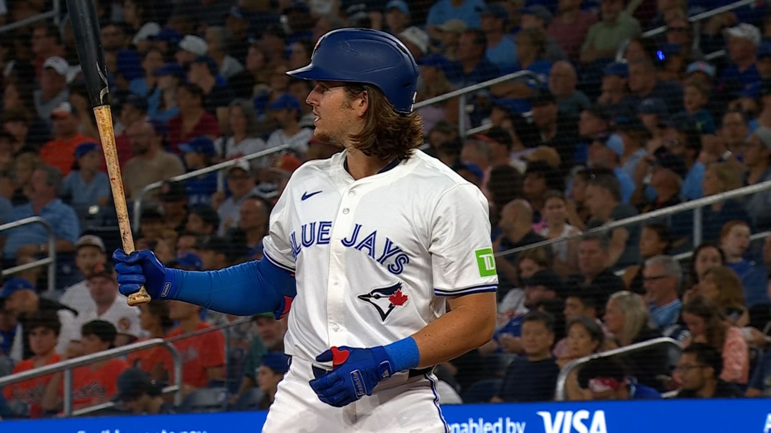 Addison Barger loops a two-run double to left | 08/06/2024 | Toronto ...
