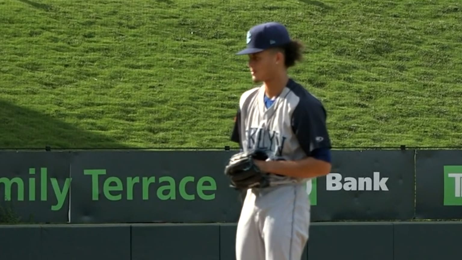 Felipe De La Cruz strikes out five | 08/31/2023 | MLB.com