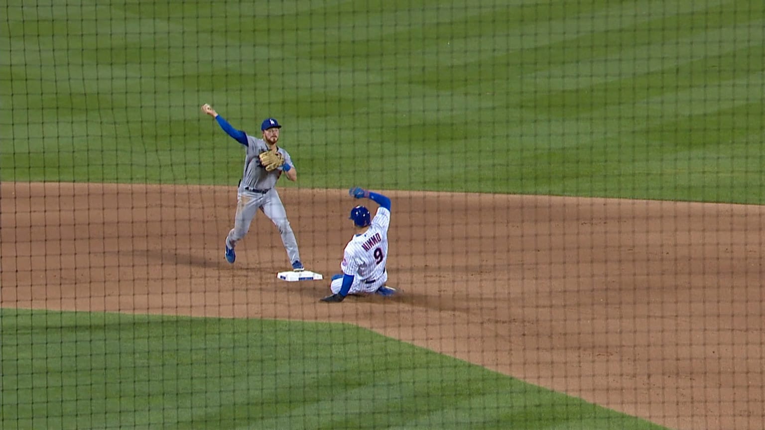 Dodgers turn double play in the 5th inning | 08/31/2022 | Los Angeles ...