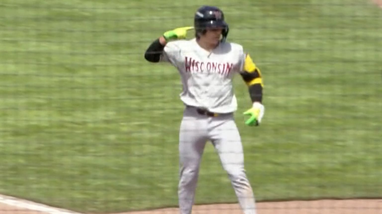 Marco Dinges tallies three hits | 04/26/2026 | Milwaukee Brewers