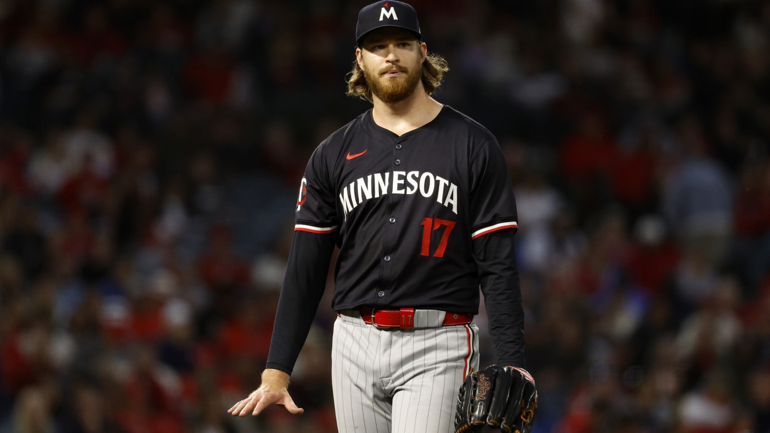 Bailey Ober strikes out eight, carries no-no to 6th | 04/26/2024 ...