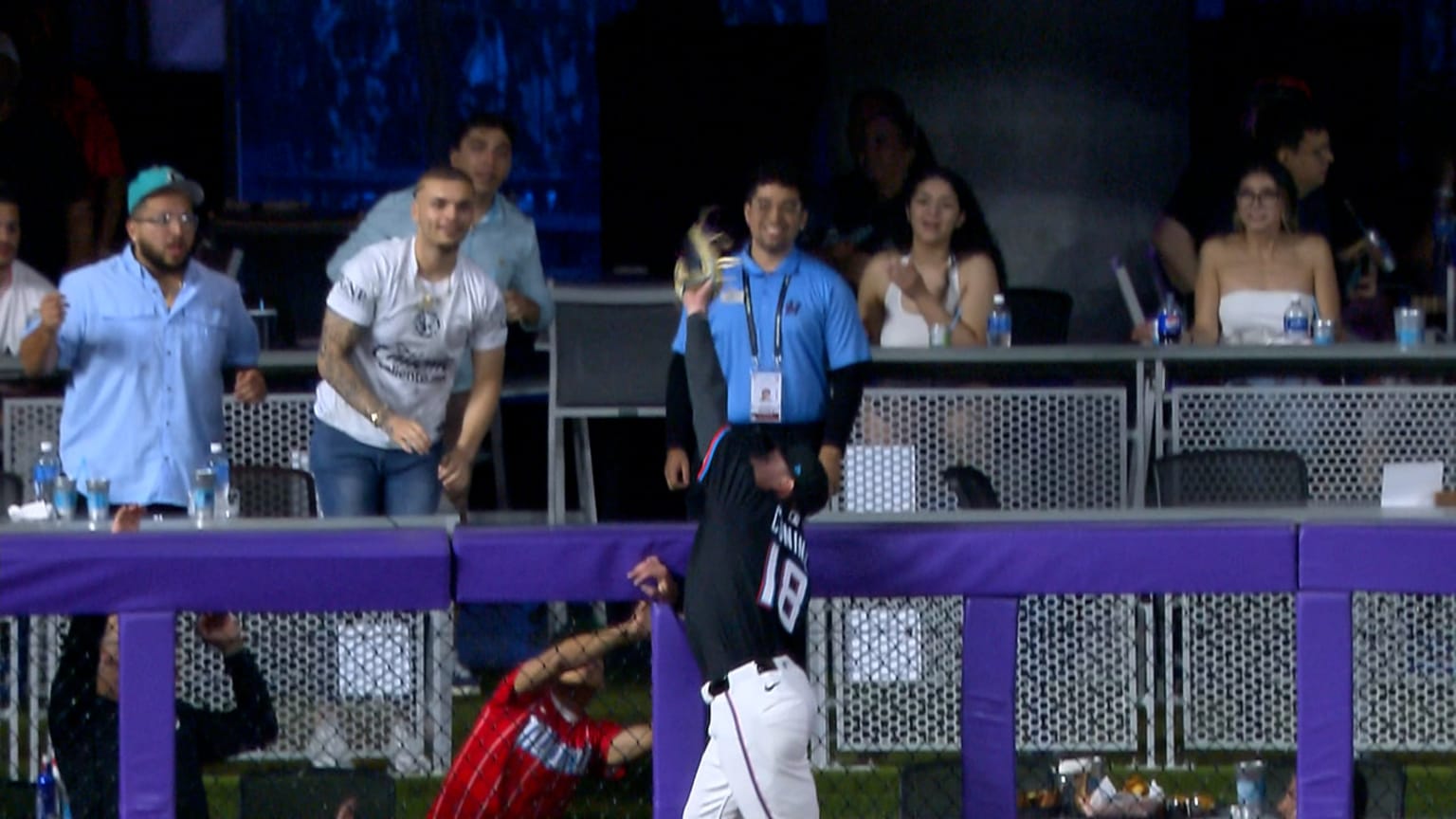 Griffin Conine's home run robbery | 03/29/2025 | MLB.com