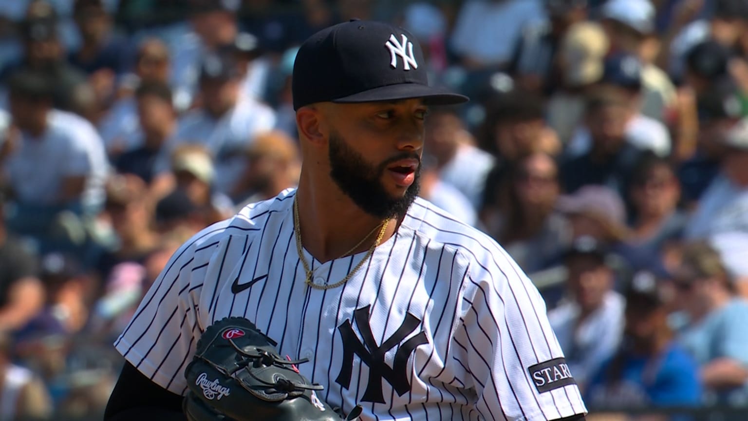 Devin Williams strikes out the side in the 6th | 08/10/2025 | New York ...