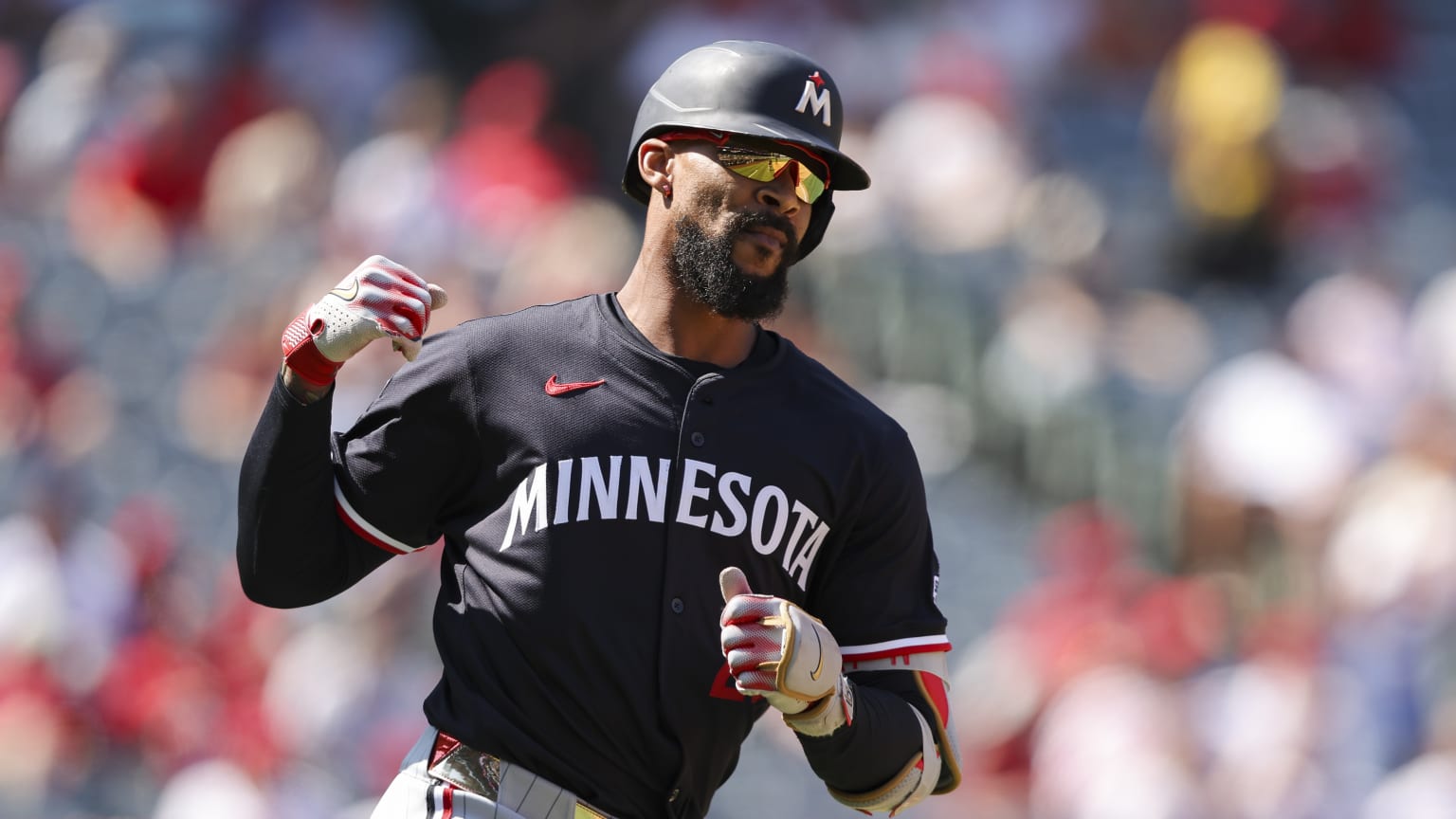 Byron Buxton impulsa 2 con jonrón en el 6to | 10/09/2025 | Los Twins de ...