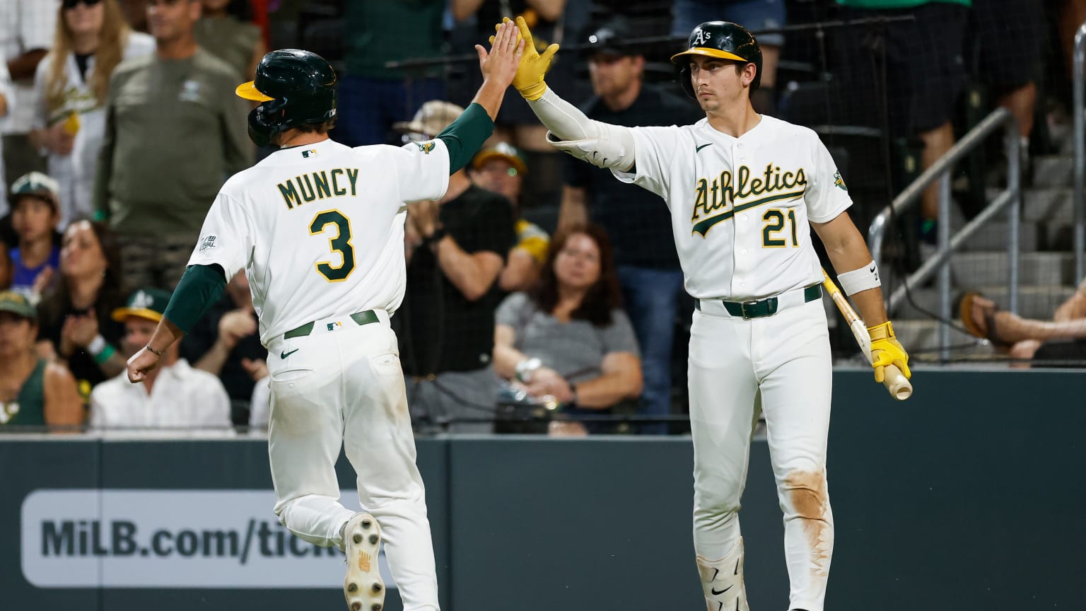 Max Muncy's game-tying double | 06/12/2026 | Athletics
