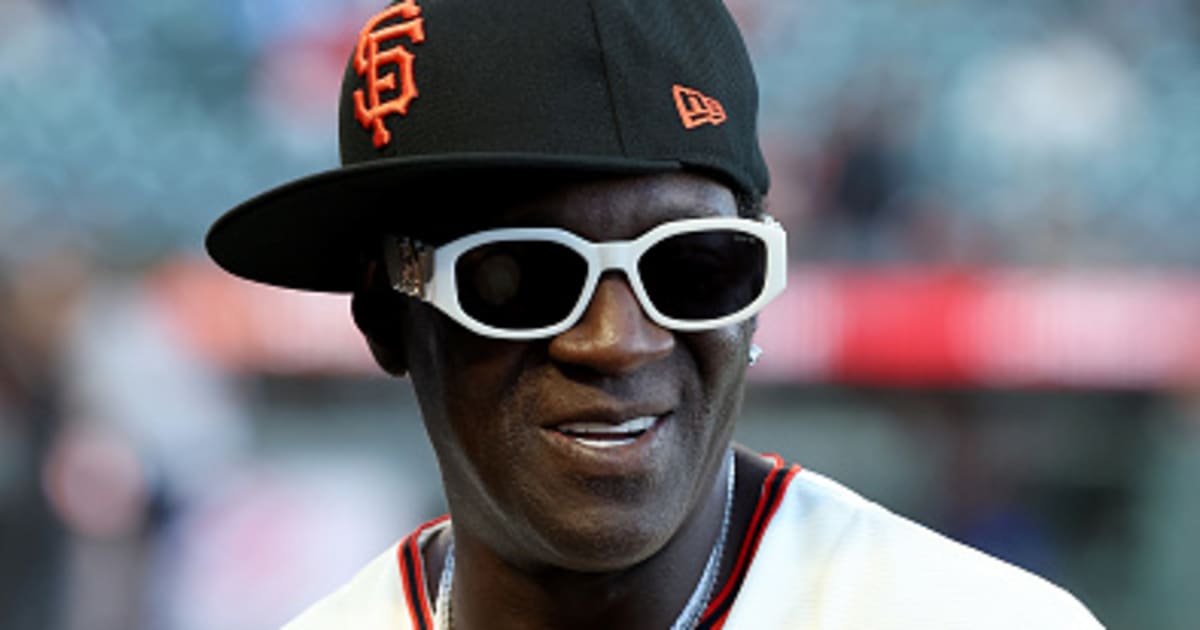 Celeb First Pitches - MLB Stories