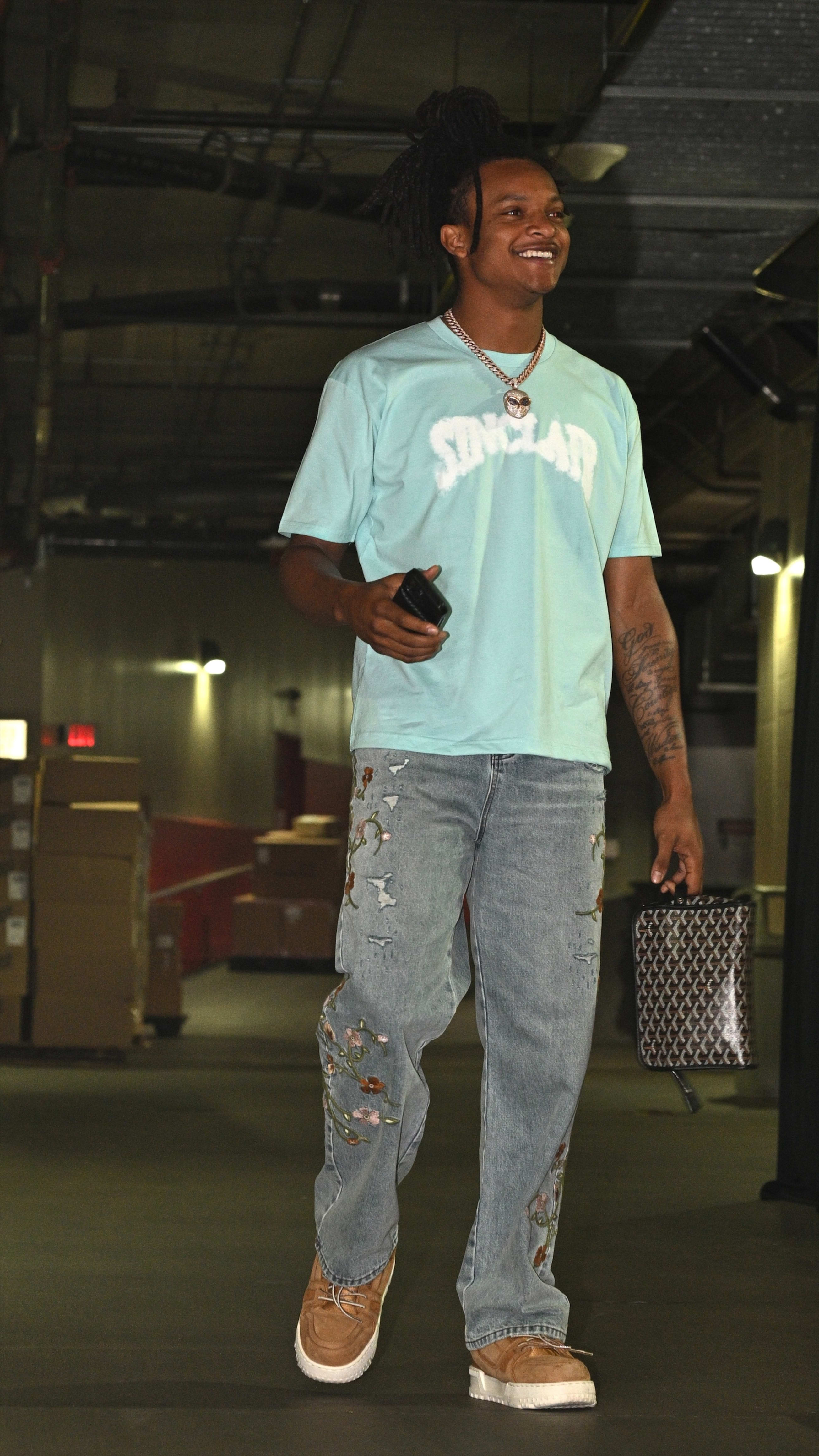 Best dressed players May 2 - MLB Stories