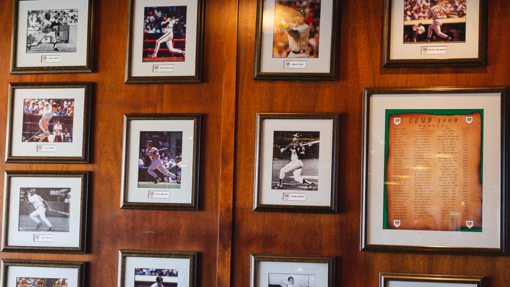 Pittsburgh Baseball Club Level | Experience History at PNC Park ...