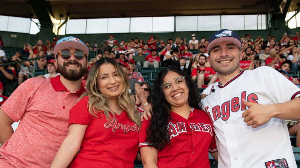 College Students - College Student Discounts | Los Angeles Angels