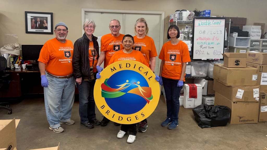 Astros Foundation Volunteer Corps | Houston Astros