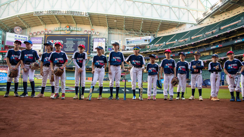 MLB | Pitch Hit & Run | Media | Photos | MLB.com