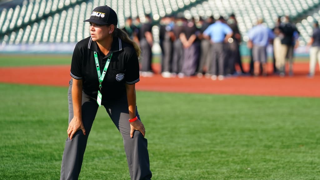 Photos | Major League Baseball Umpire Camps | MLB.com