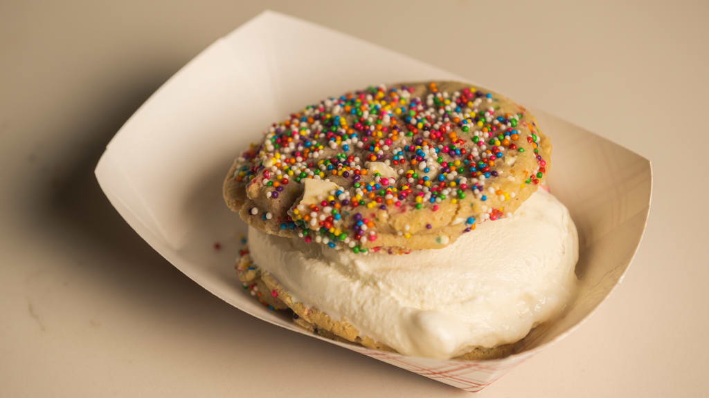 Petco Park Food | San Diego Padres