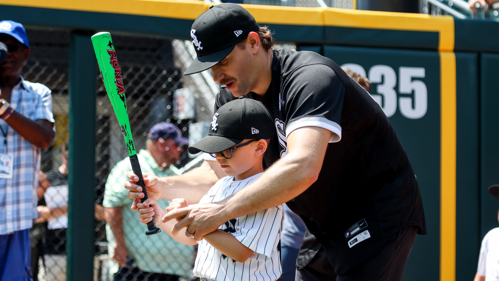 White Sox PLAY BALL Youth Baseball Clinic | Chicago White Sox