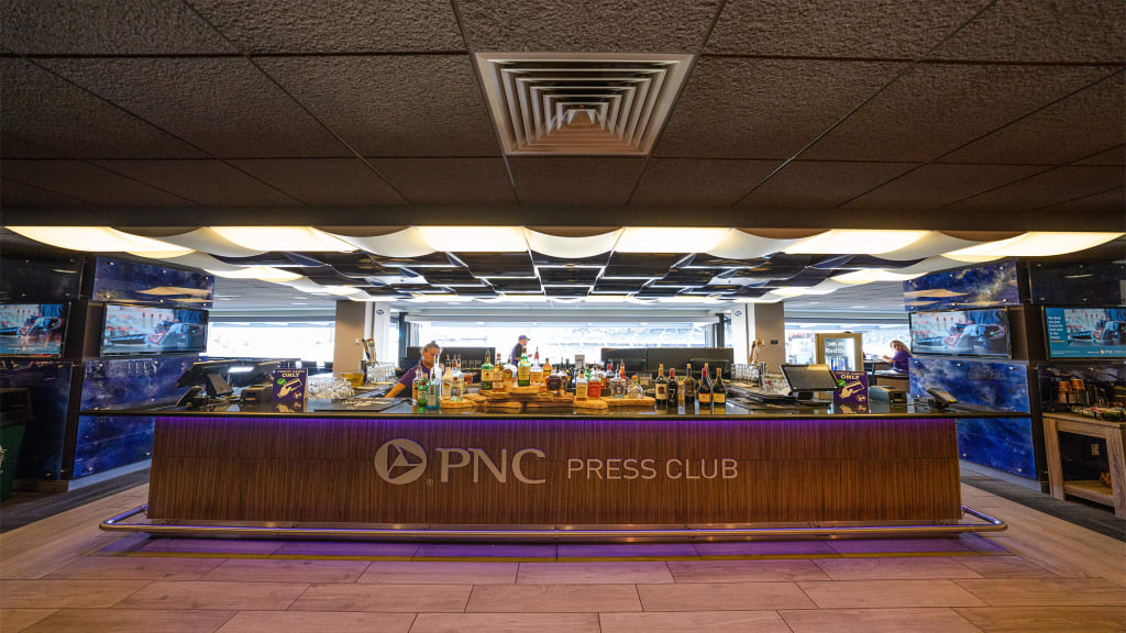 Premium Clubs | Colorado Rockies