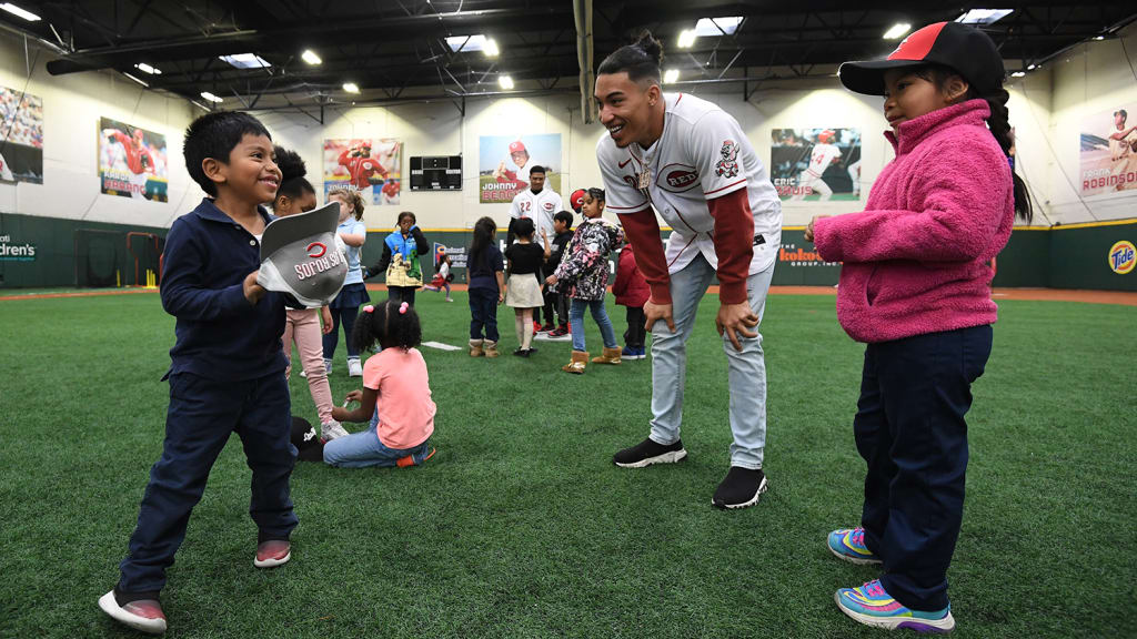 Prospects give back in 3 big ways before Redsfest – MLB.com – Impact ...