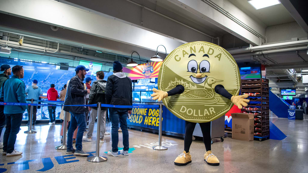 Loonie Dogs Night | Toronto Blue Jays