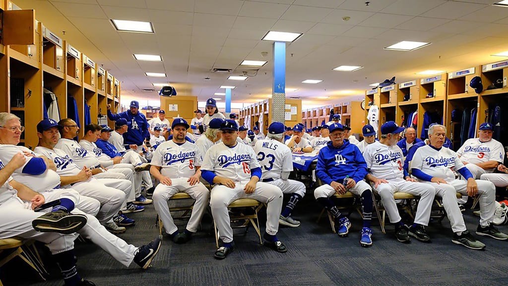 Adult Baseball Camp | Los Angeles Dodgers