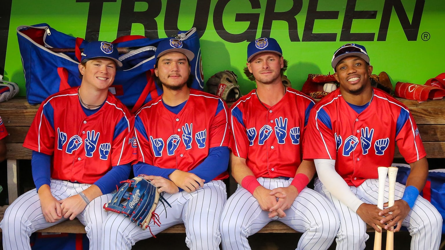Baseball Traveler reports on Iowa Cubs Deaf Culture Night