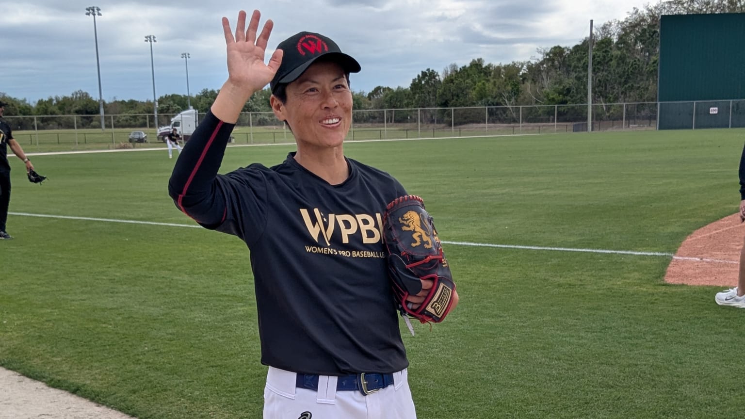 Red Sox host Women’s Professional Baseball League players at Spring ...