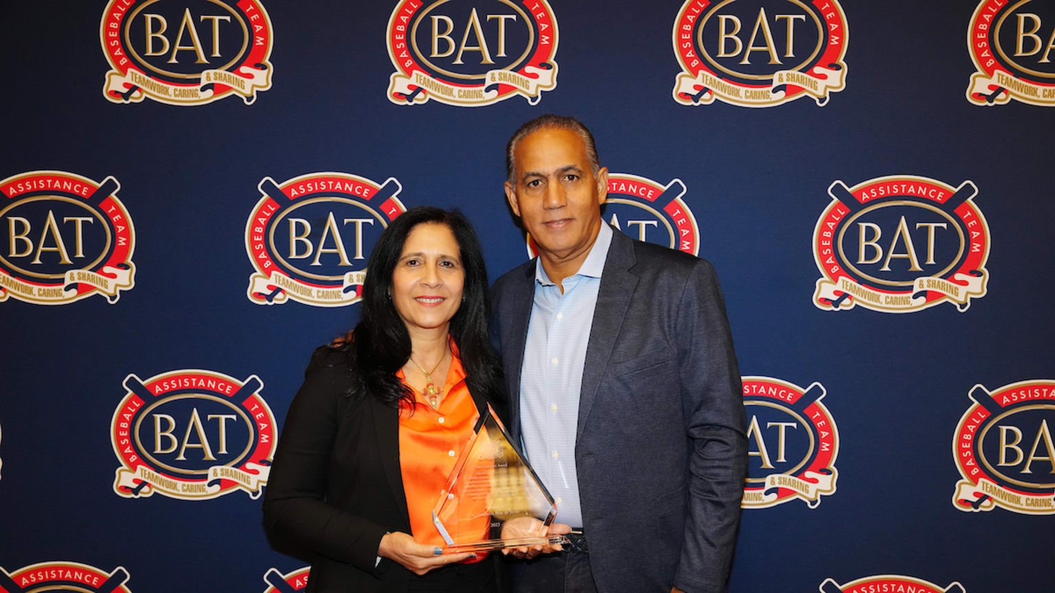 Dr. Genoveva Javier wins Baseball Assistance Team's Bart Giamatti Award