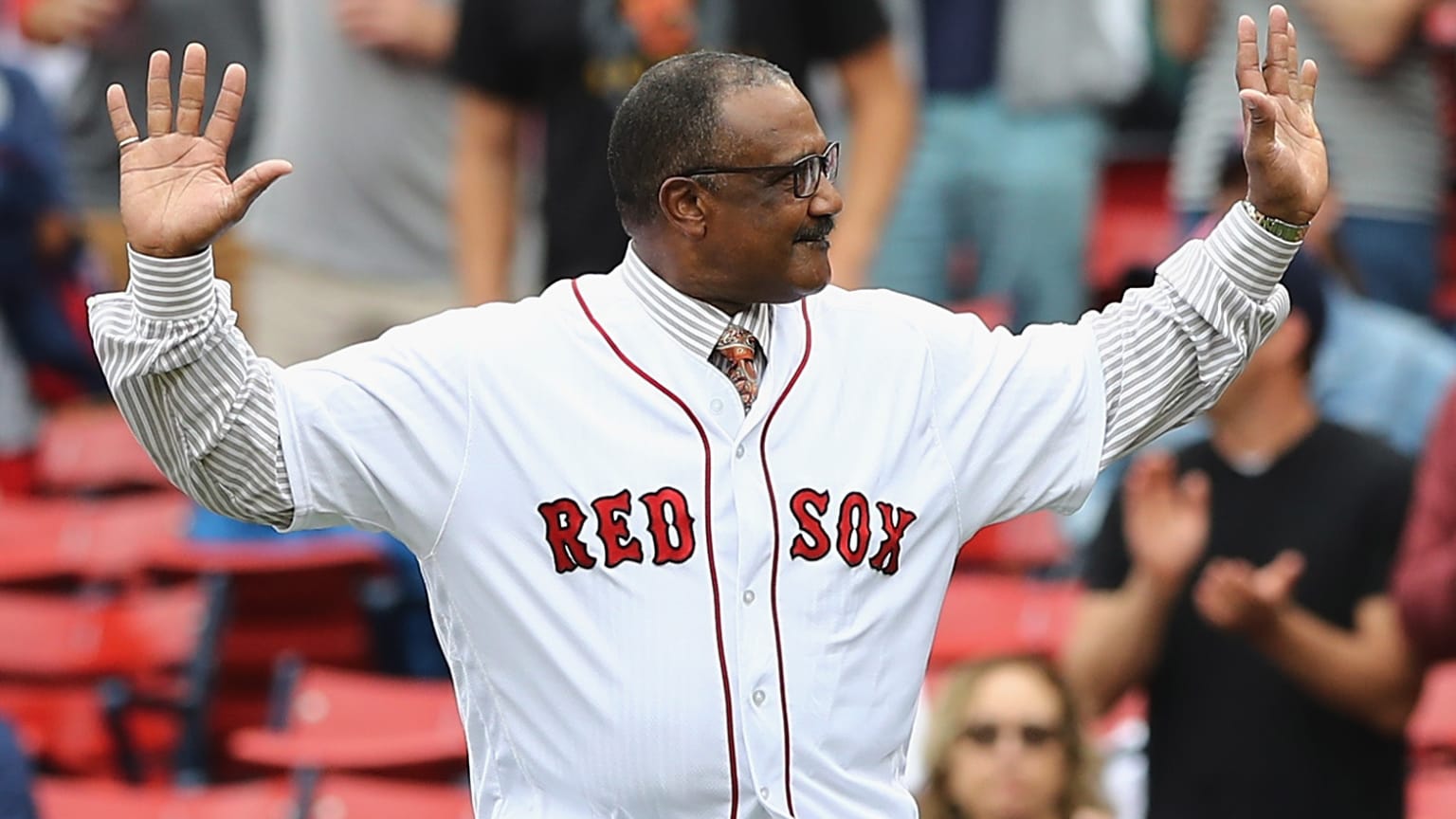 Jim Rice speaks to Red Sox during Spring Training