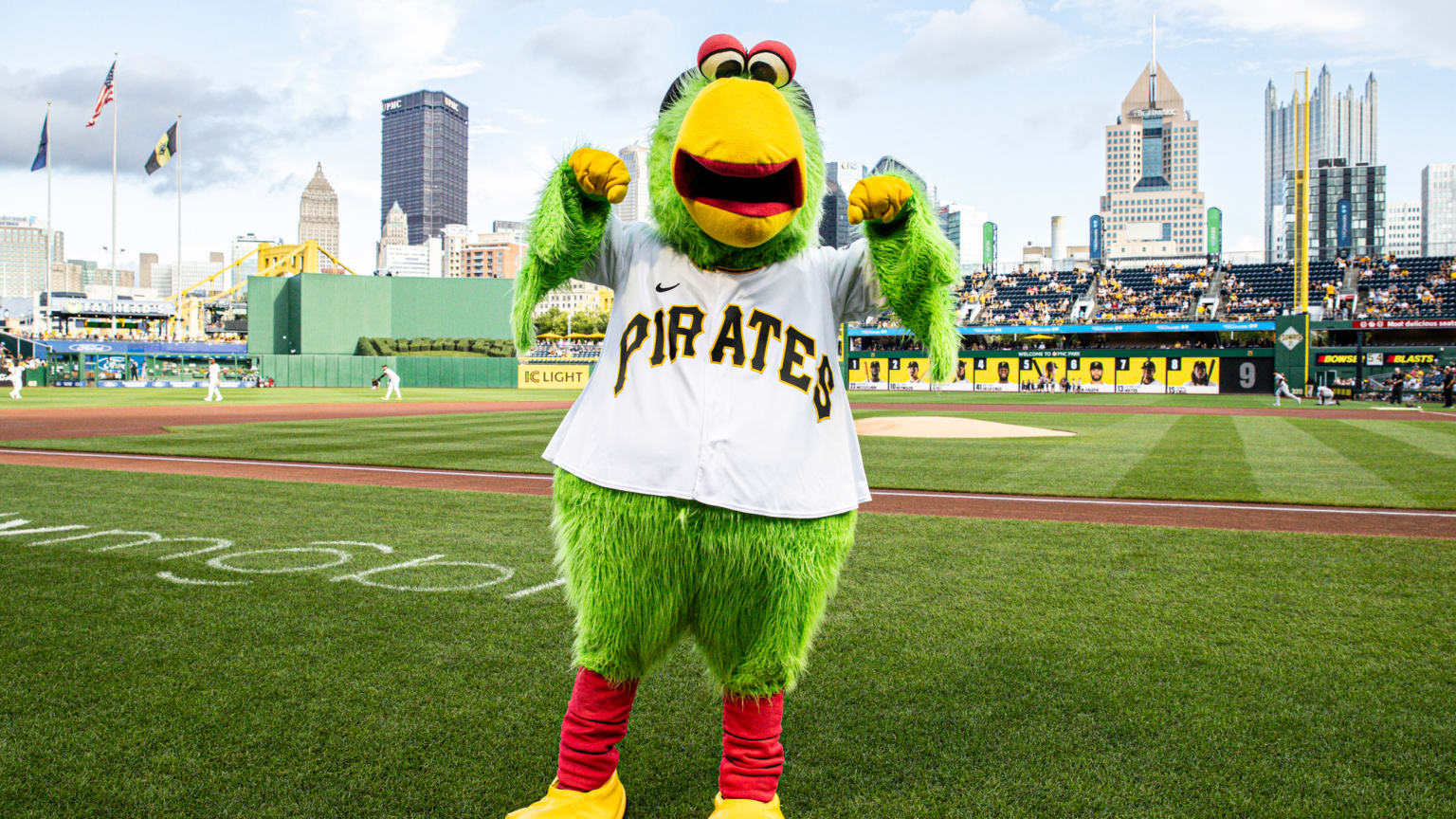 Pirates Mascots | Pittsburgh Pirates