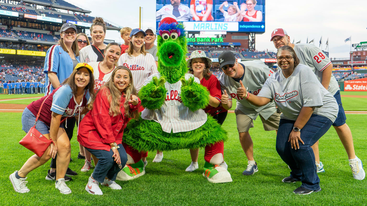 Group Leader Bonus Program | Philadelphia Phillies