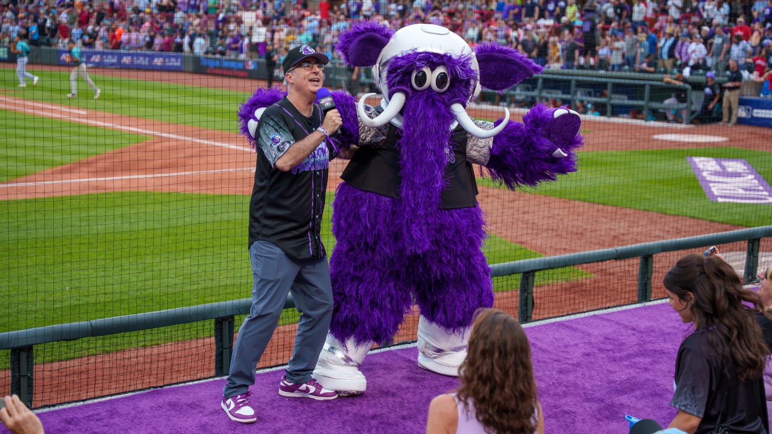 John Oliver's Last Week Tonight airs Erie Moon Mammoths segment