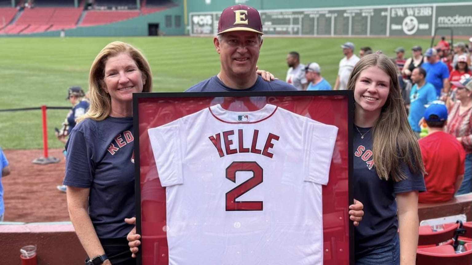 Scott Yelle honors late son Jackson with MLB ballpark tour
