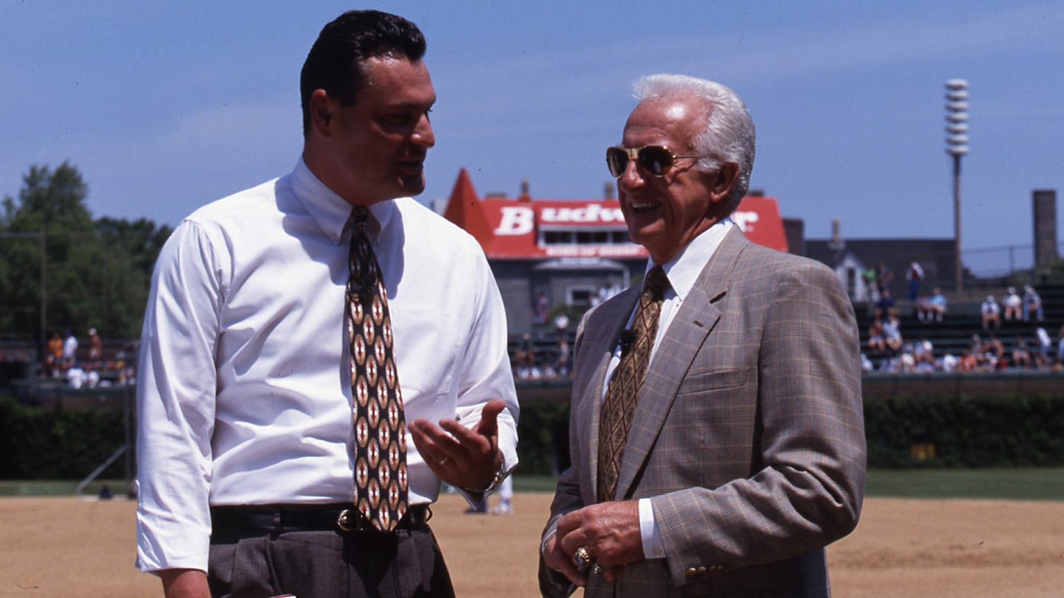 Bill Schroeder enters 29th year as Brewers broadcaster