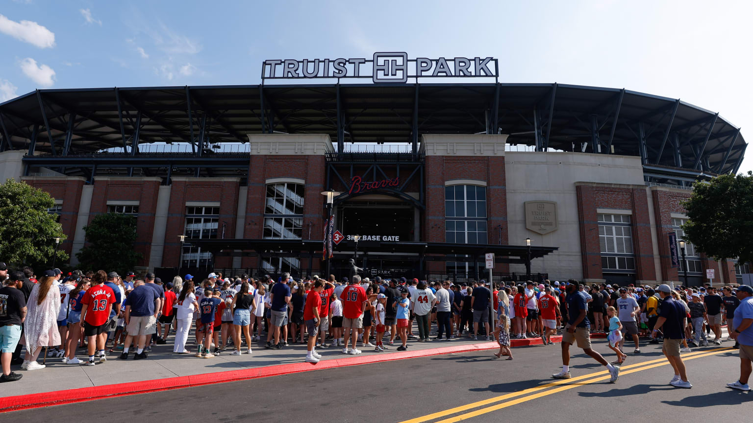 Braves' 2025 regular-season ticket information