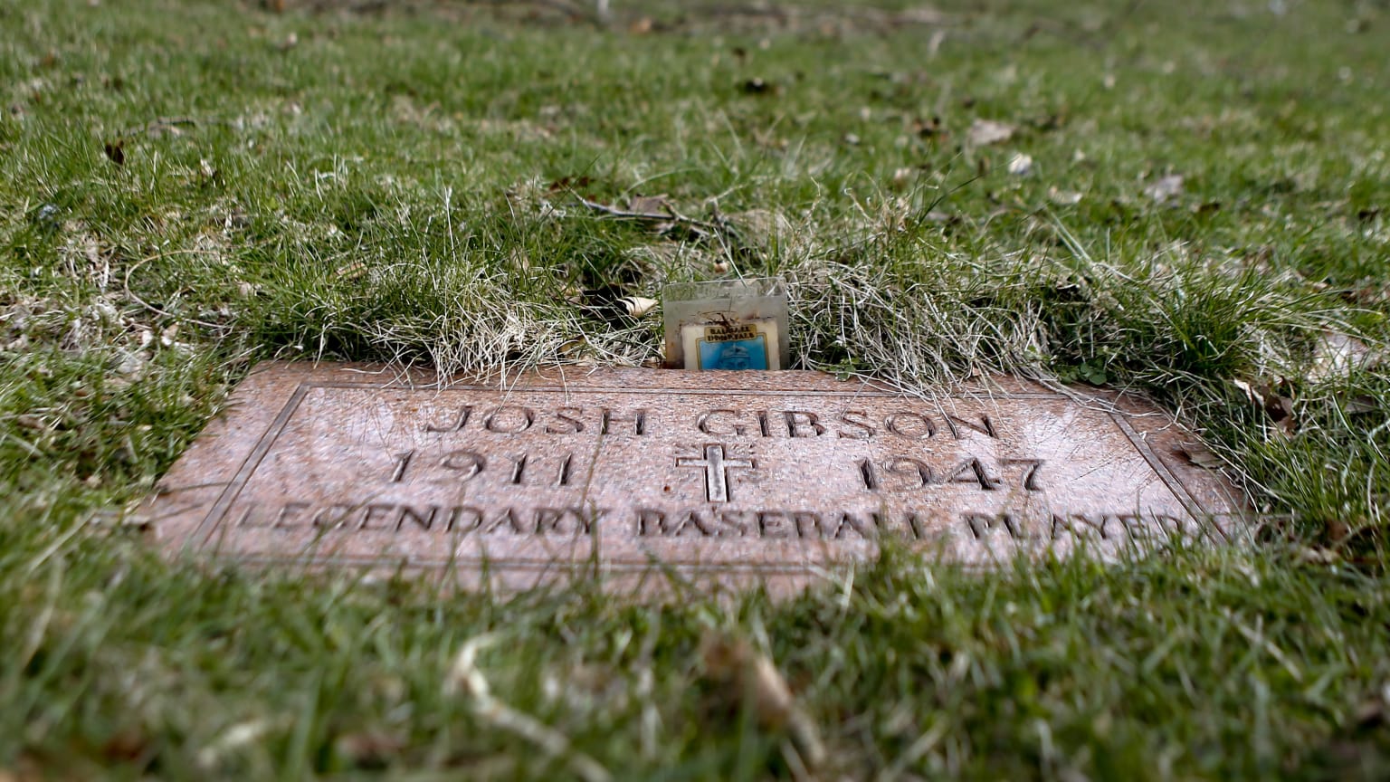 Josh Gibson's stats, talent transcend even his own legend