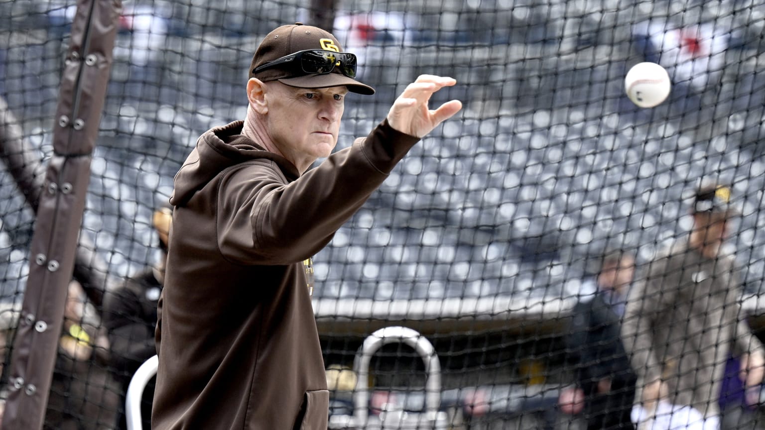 Matt Williams returns to Padres after colon cancer surgery