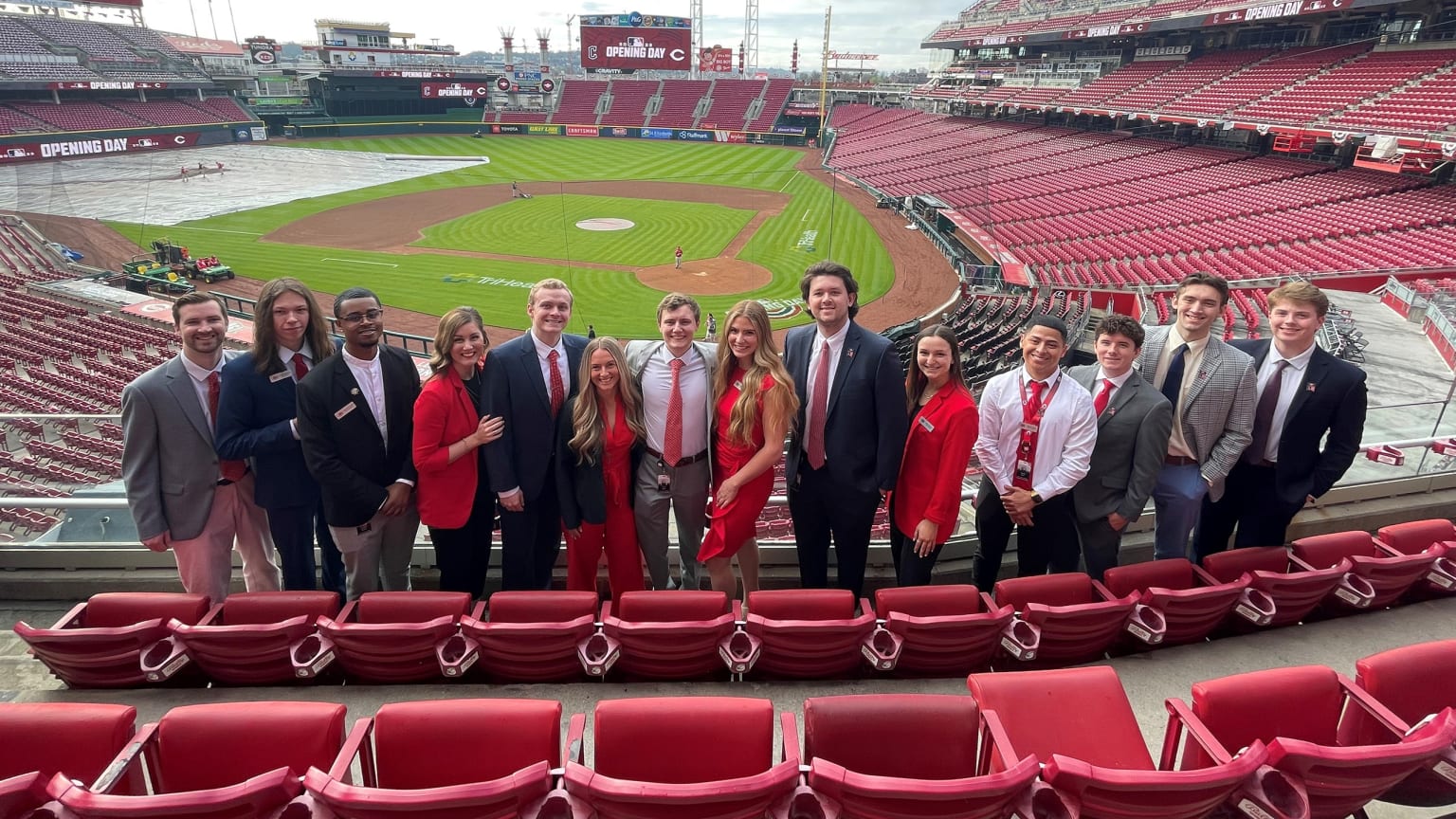 Reds Sales Development Program | Cincinnati Reds