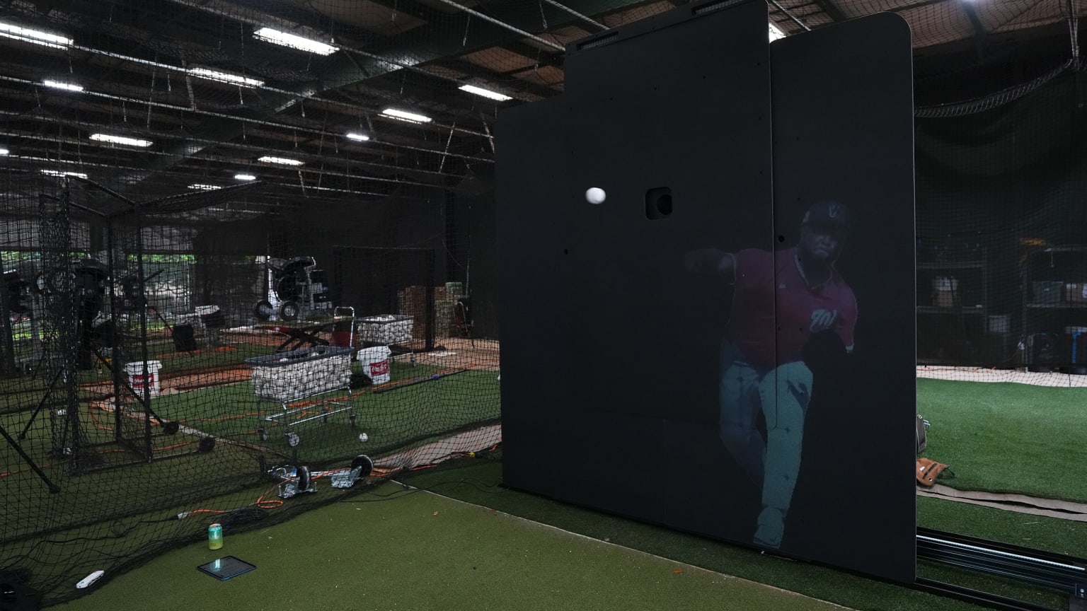 Miami Marlins use revolutionary Trajekt Arc hitting machine