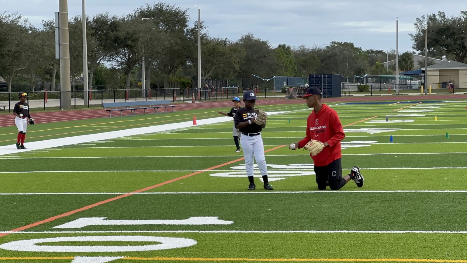 Xavier Edwards hosts baseball camp in South Florida