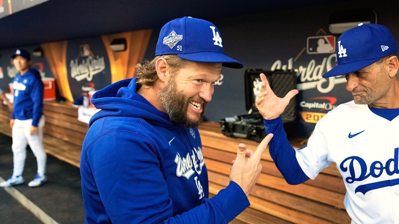 Dodgers, Blue Jays bullpens wear hat tribute to Alex Vesia