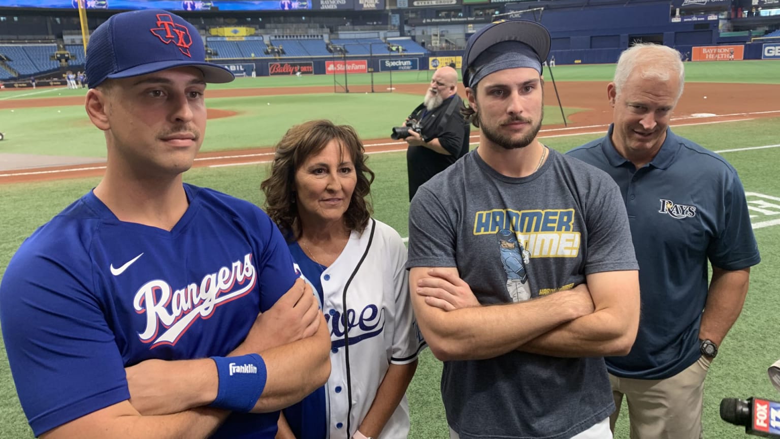Brothers Josh Lowe, Nathaniel Lowe support each other in MLB careers