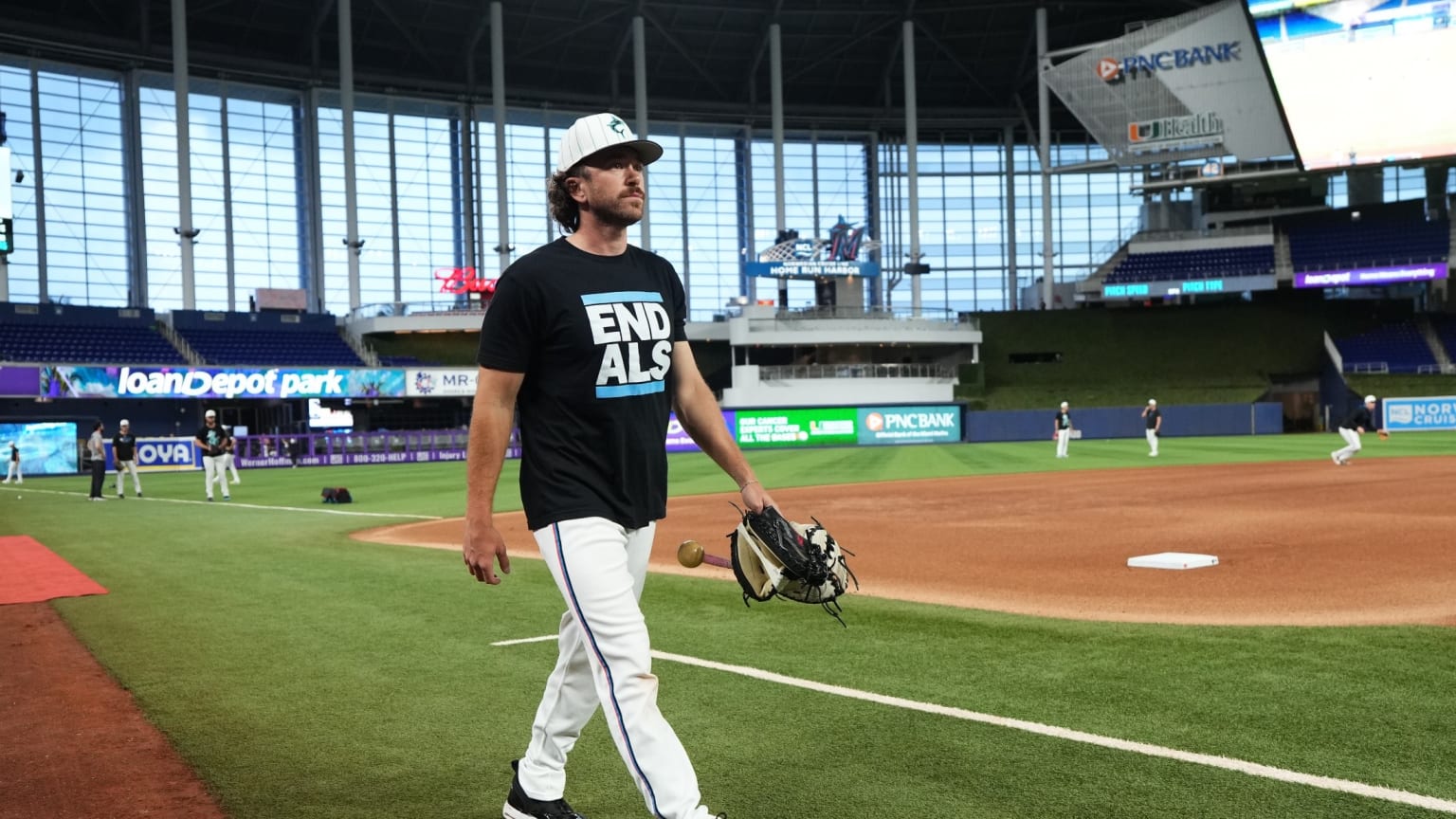 Miami Marlins Honor Lou Gehrig’s Legacy and Raise Awareness for ALS