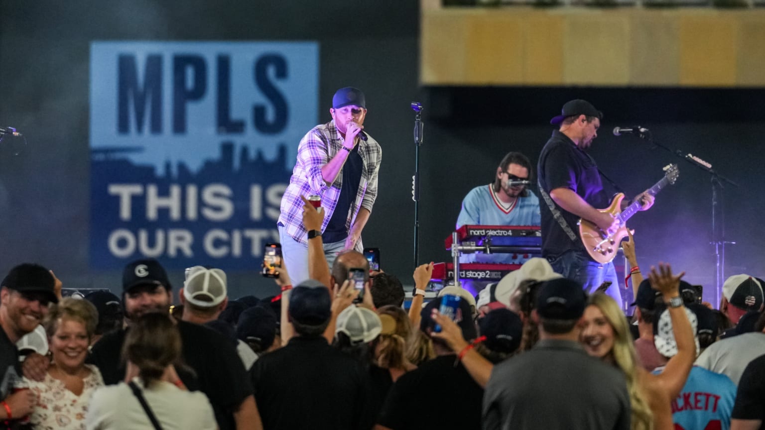 Flo Rida Postgame Concert | Minnesota Twins