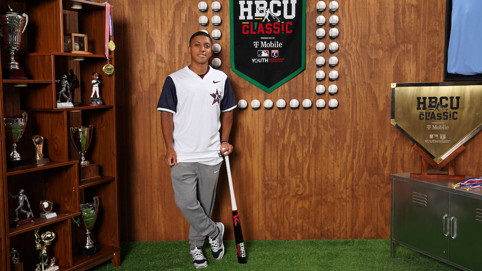Swingman Classic creates paths while honoring legacies