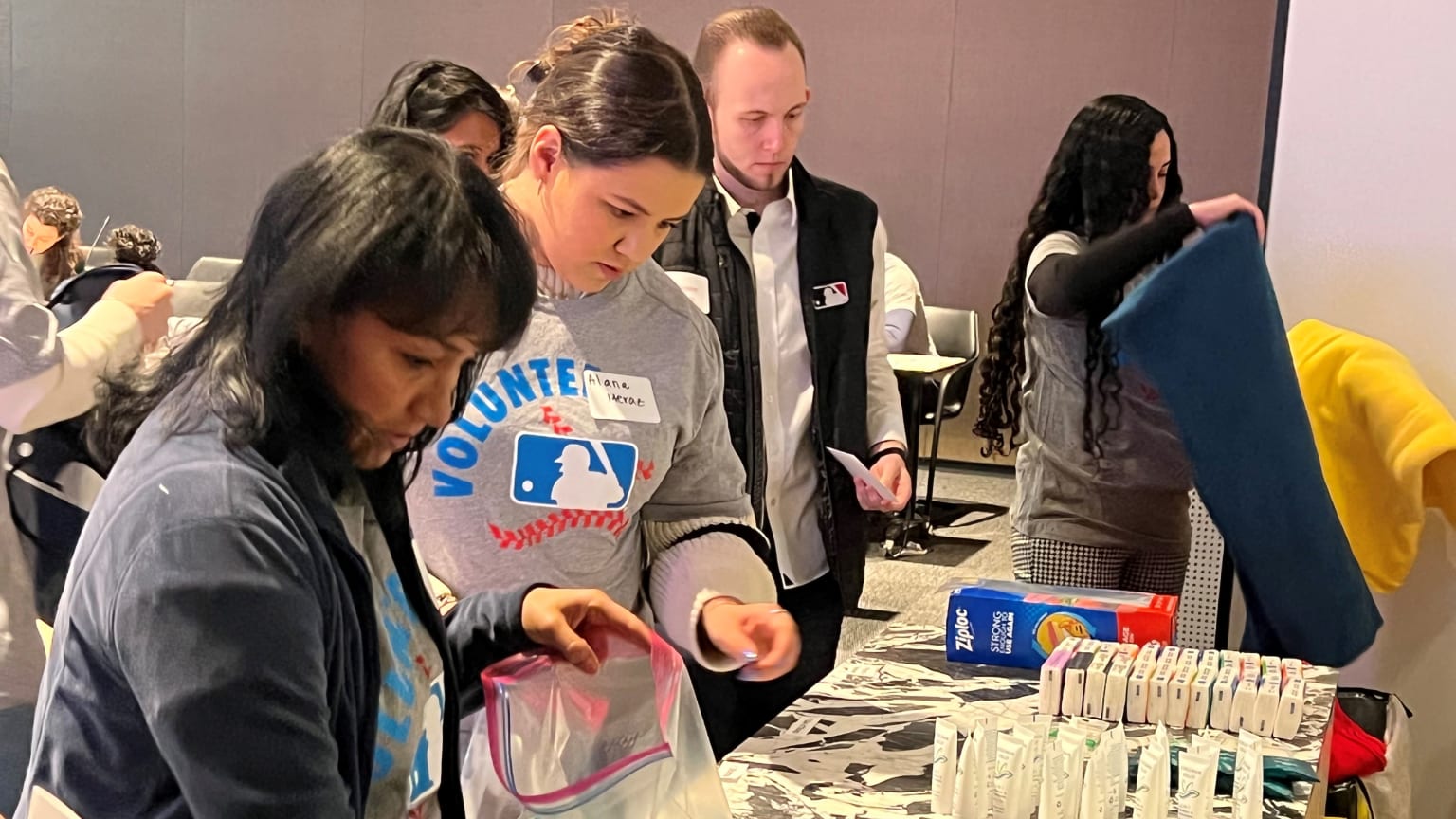 MLB Community and Jersey Cares host Black History Month volunteer event