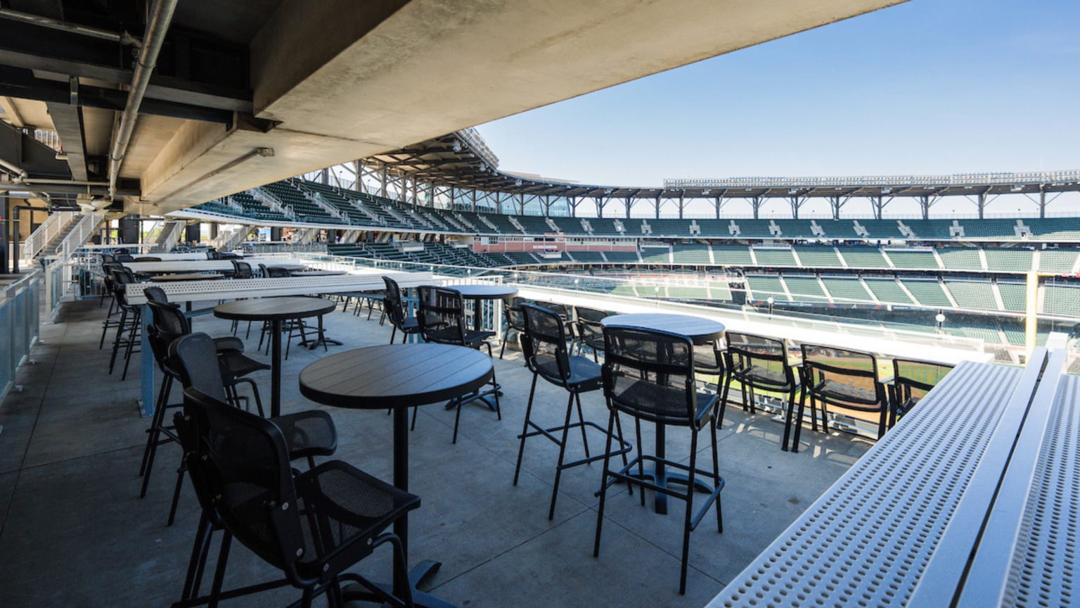 Rooftop Patios | Atlanta Braves