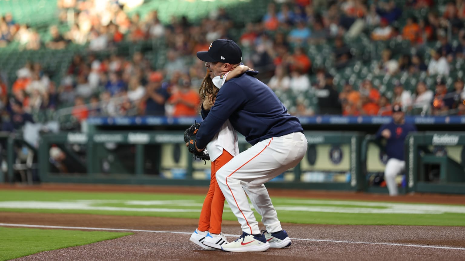 Alex Bregman raises awareness for autism through Bregman Cares