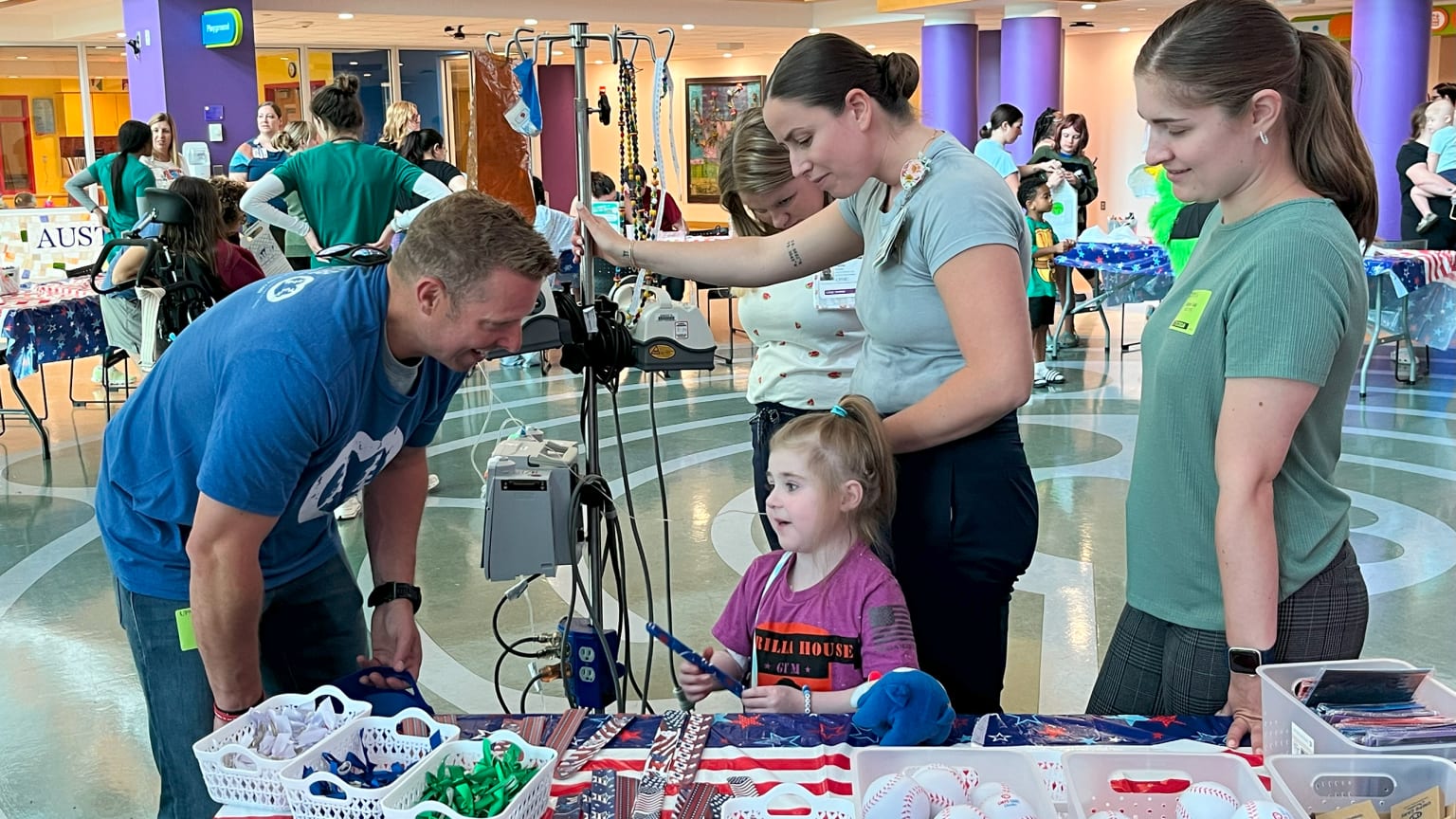 Umps Care helps kids in Pittsburgh for Fourth of July