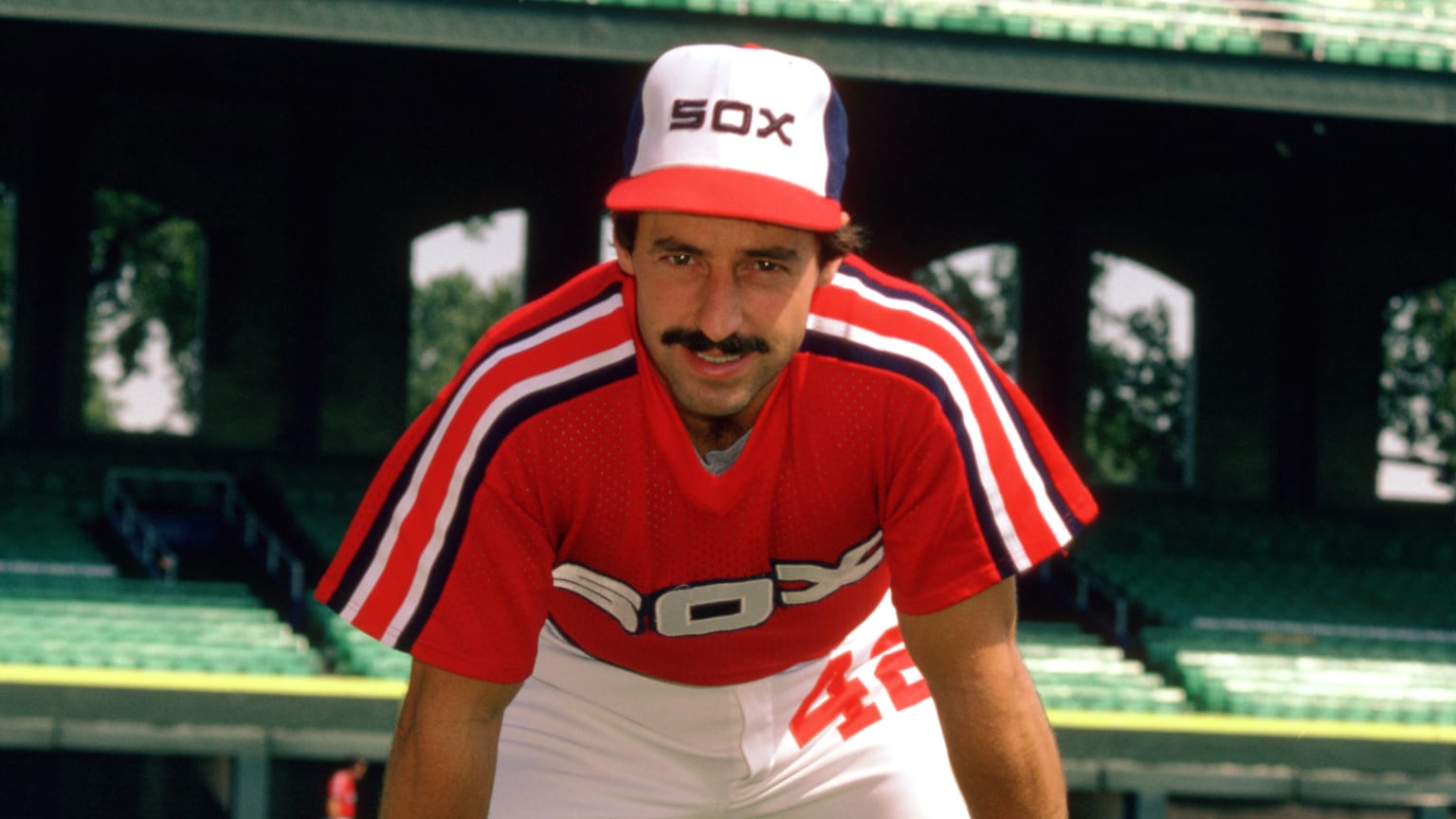 Former MLB players reflect on wearing number 42